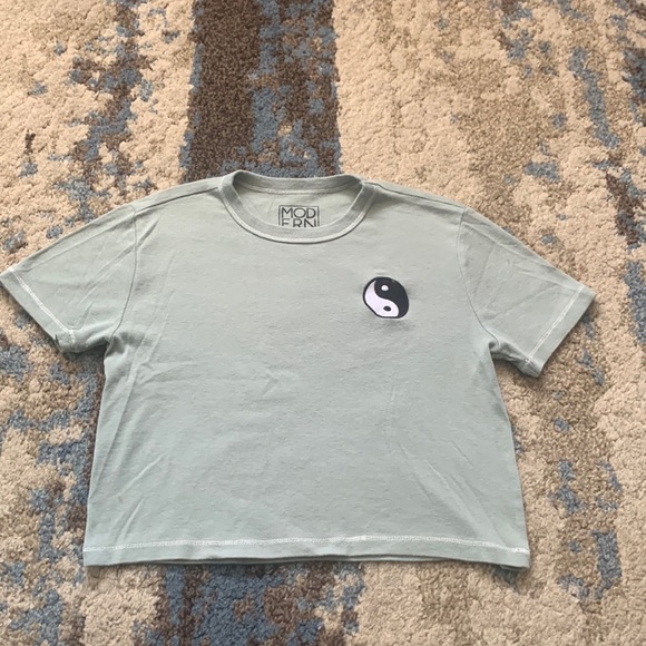 Modern Lux | Tops | Juniors Yin Yang Crop Top | Poshmark